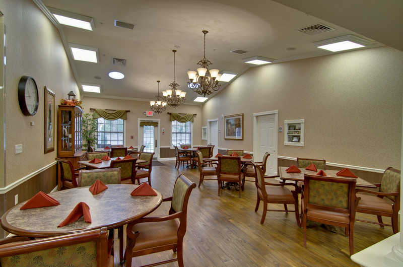 Assisted Living & Memory Care in Olive Branch, MS | Olive Grove Terrace